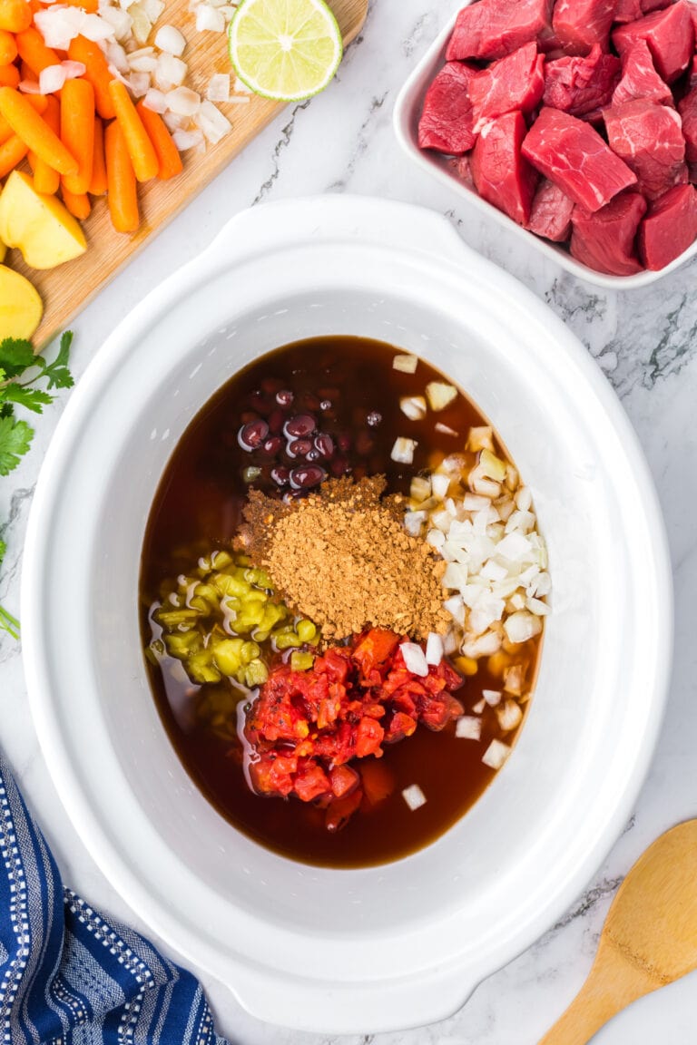 Spicy Beef Stew (Slow Cooker) - Kitchen Divas