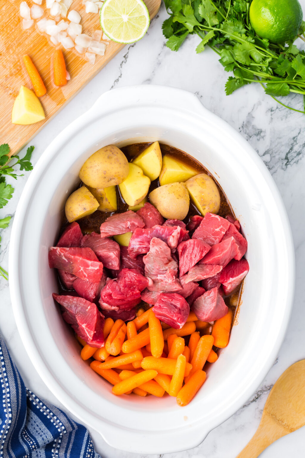 Spicy Beef Stew (Slow Cooker) - Kitchen Divas