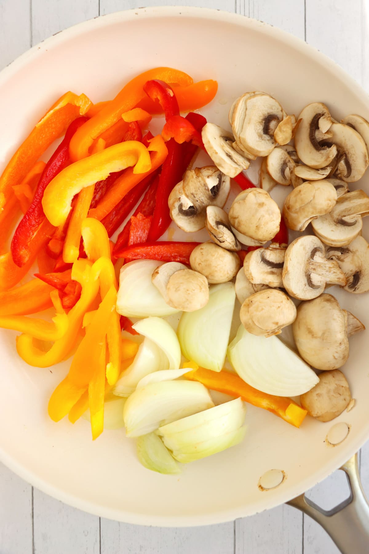 Easy Red Chicken - Kitchen Divas