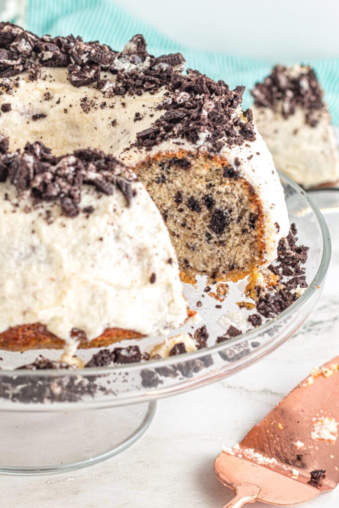Grandma's Oreo Cookie Cake - Kitchen Divas