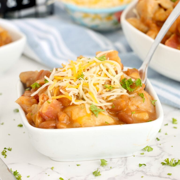 Easy Chicken and Beans Skillet (5 Ingredients) - Kitchen Divas