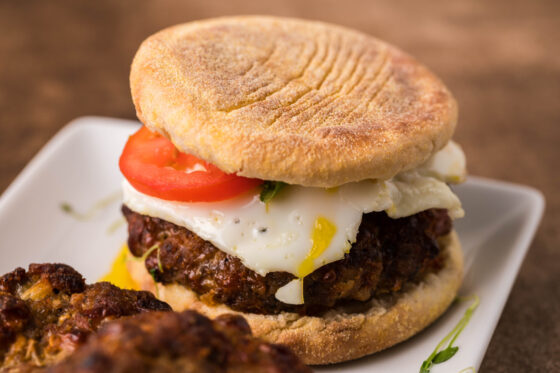 Brunch Burgers (Breakfast Burger Recipe) - Kitchen Divas