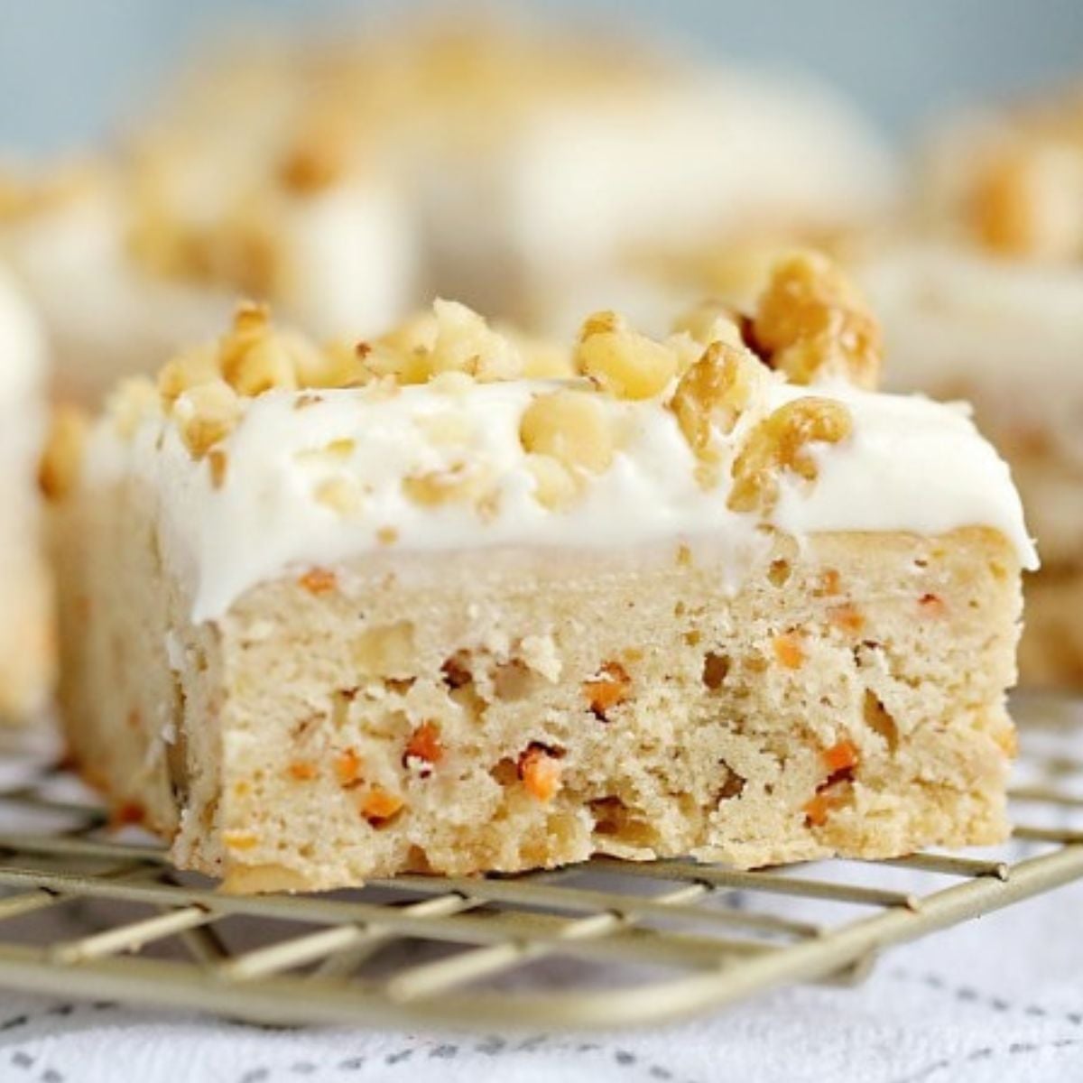 Easy Carrot Cake Bars - Kitchen Divas