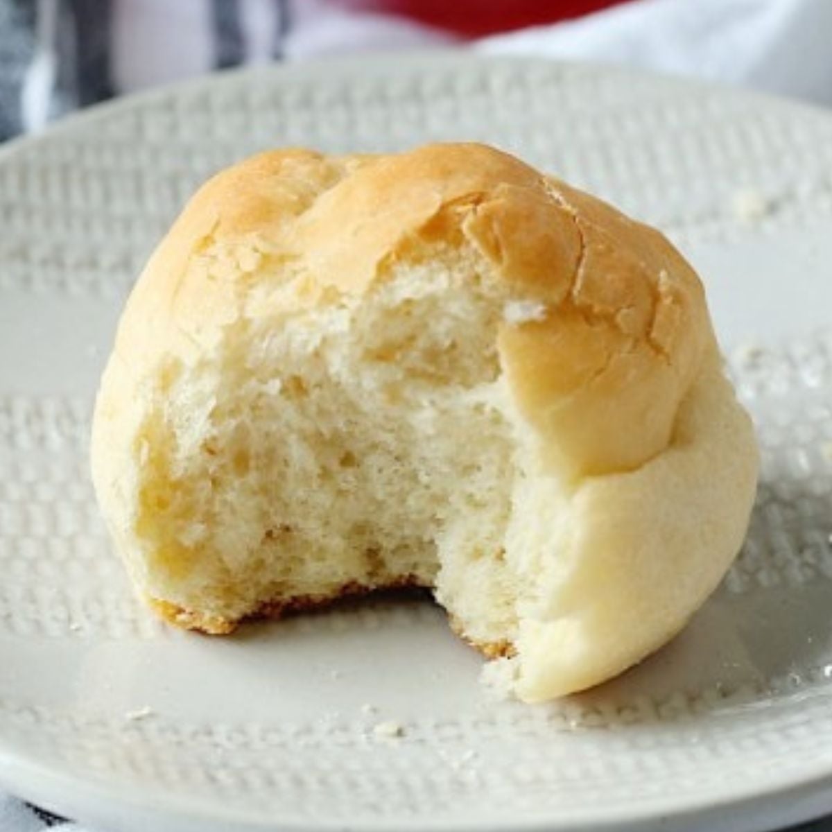 Homemade Soft Fluffy Dinner Rolls - Kitchen Divas