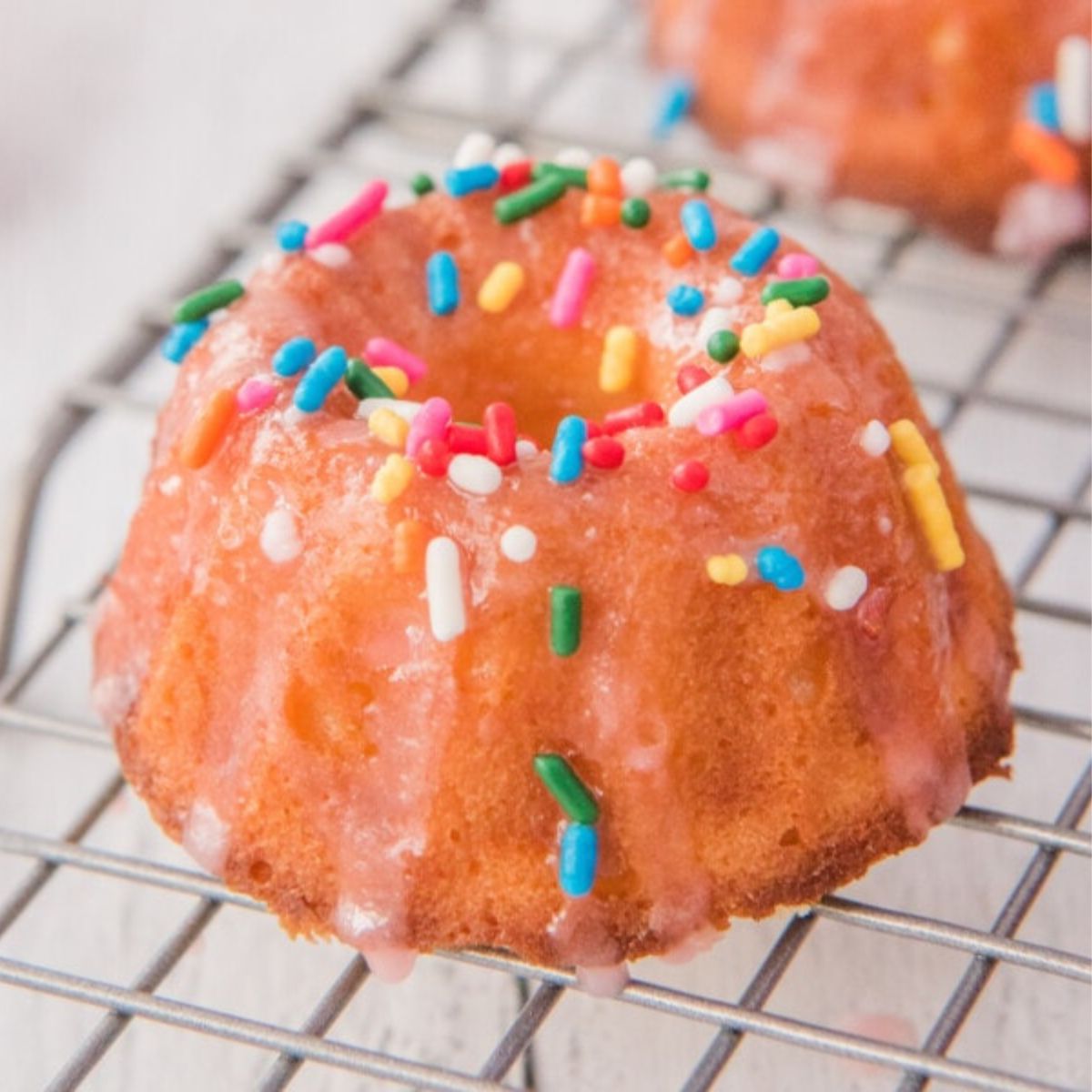 Mini Pound Cakes with Strawberry Glaze - Kitchen Divas