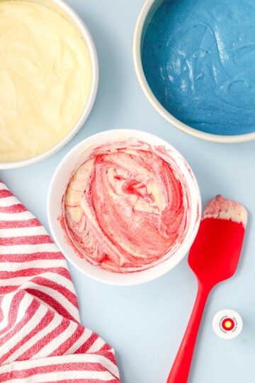 Red, White, and Blue Cake - Kitchen Divas