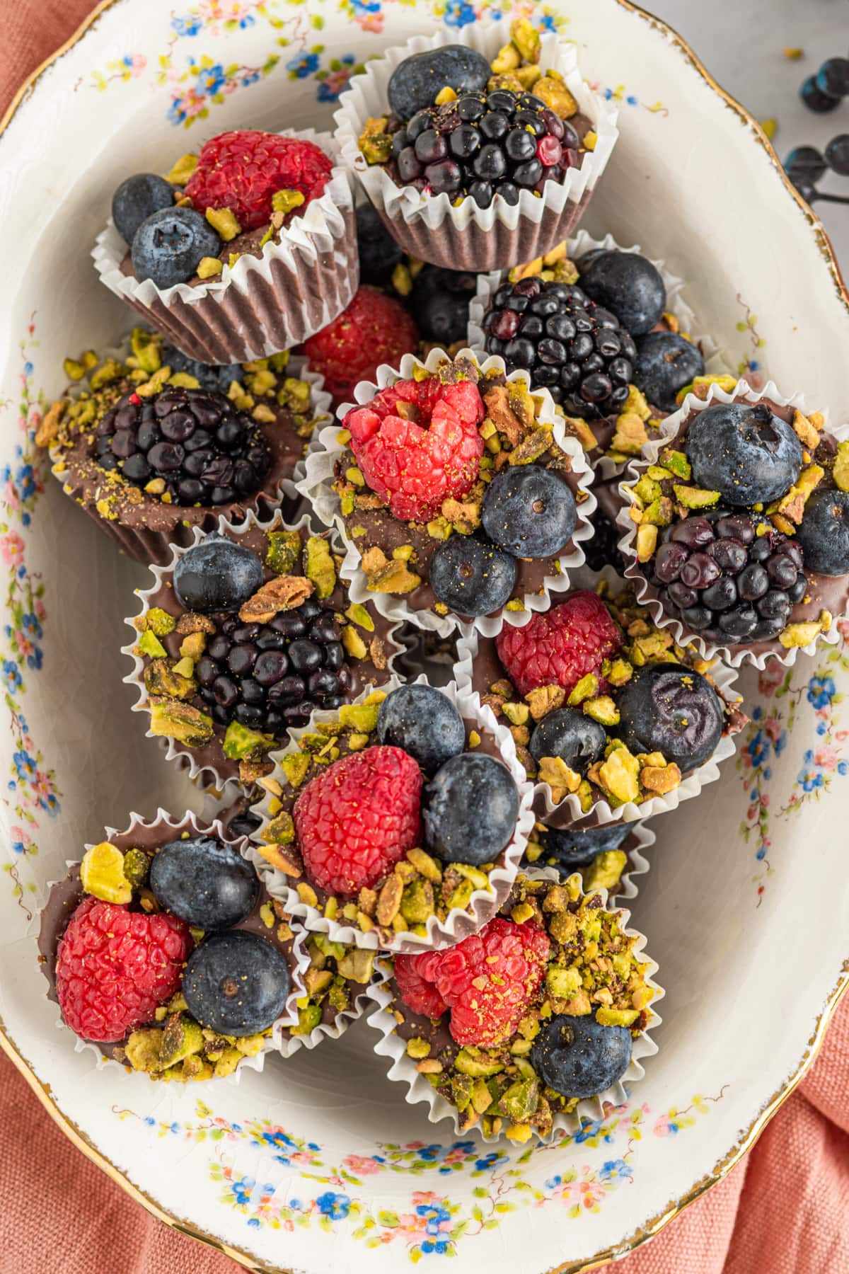 Chocolate Berry Cups - Kitchen Divas