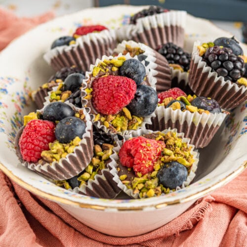Chocolate Berry Cups - Kitchen Divas