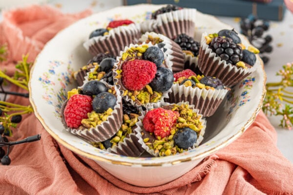 Chocolate Berry Cups - Kitchen Divas