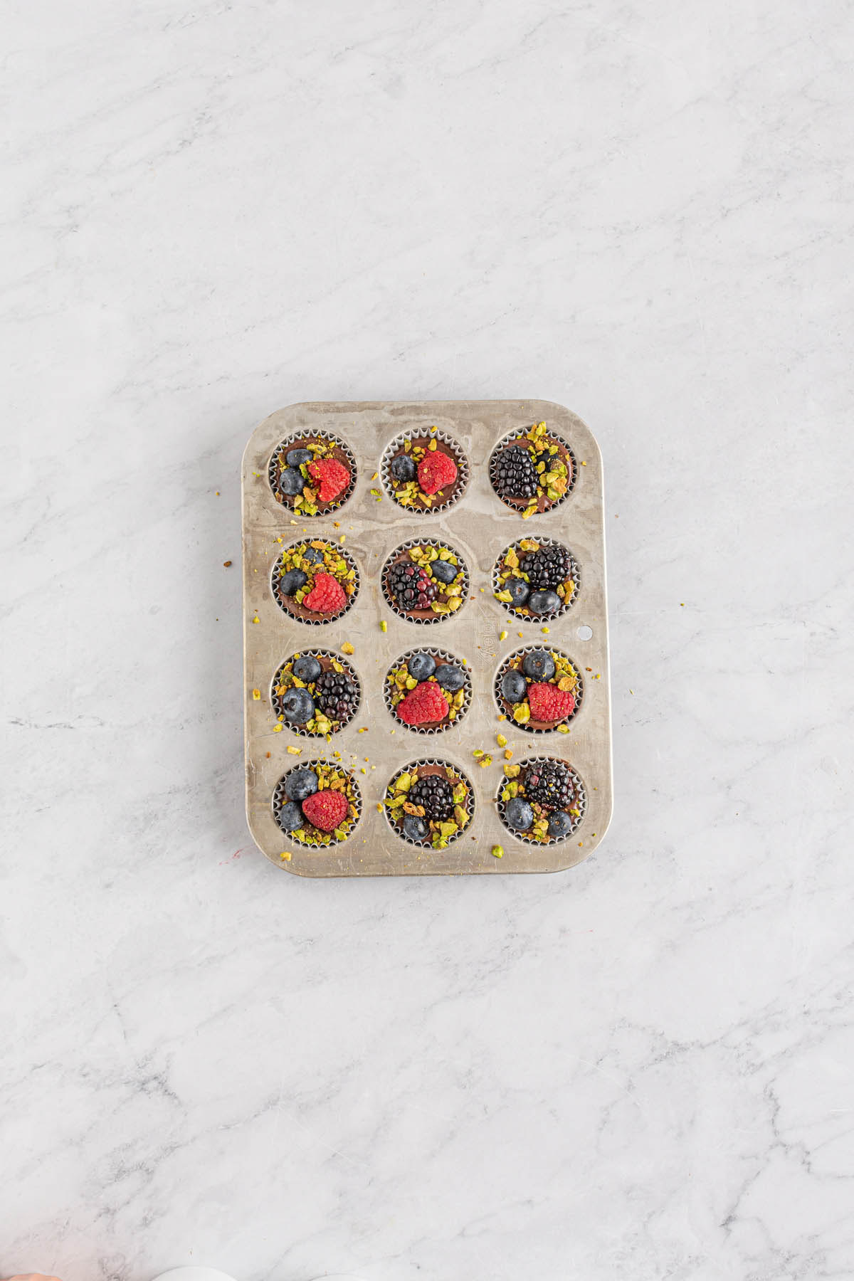 Chocolate Berry Cups - Kitchen Divas