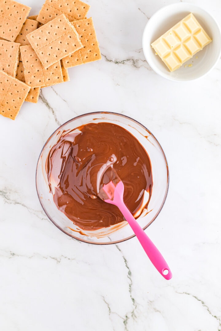 Chocolate Covered Graham Crackers - Kitchen Divas