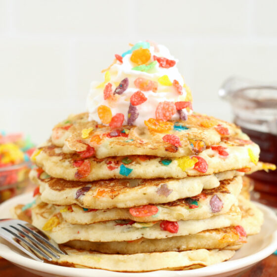 Fruity Pebbles Pancakes - Kitchen Divas