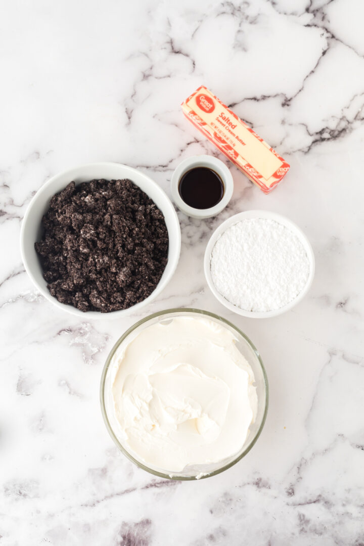 Sweet and Creamy Oreo Dip - Kitchen Divas