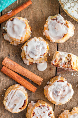 Pie Crust Cinnamon Rolls - Kitchen Divas
