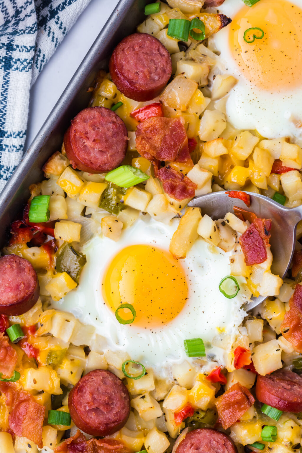 Easy Sheet Pan Breakfast - Kitchen Divas