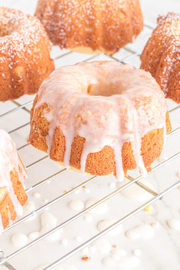 Mini Lemon Bundt Cakes - Kitchen Divas