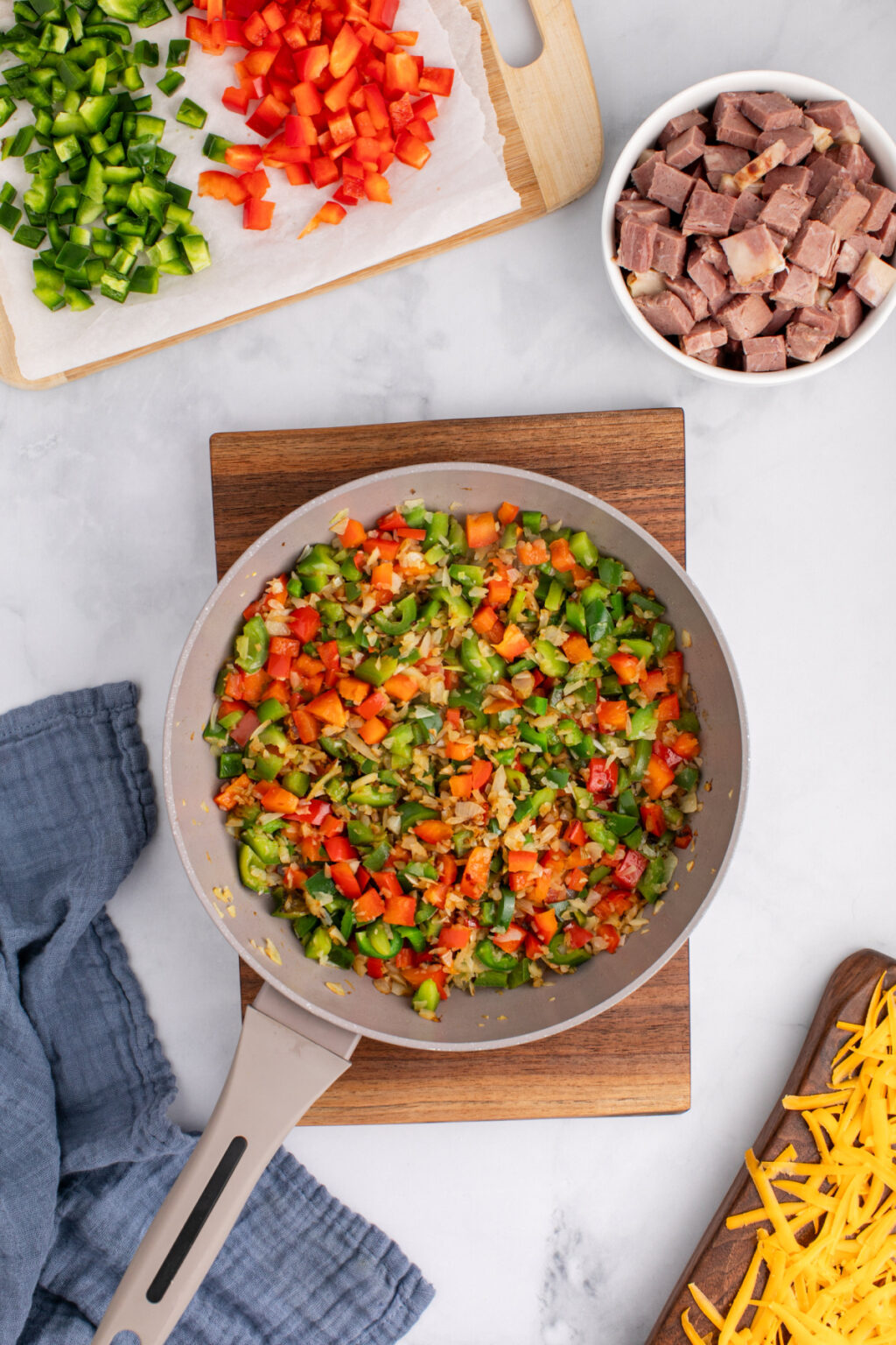 Breakfast Corned Beef Hash Casserole - Kitchen Divas