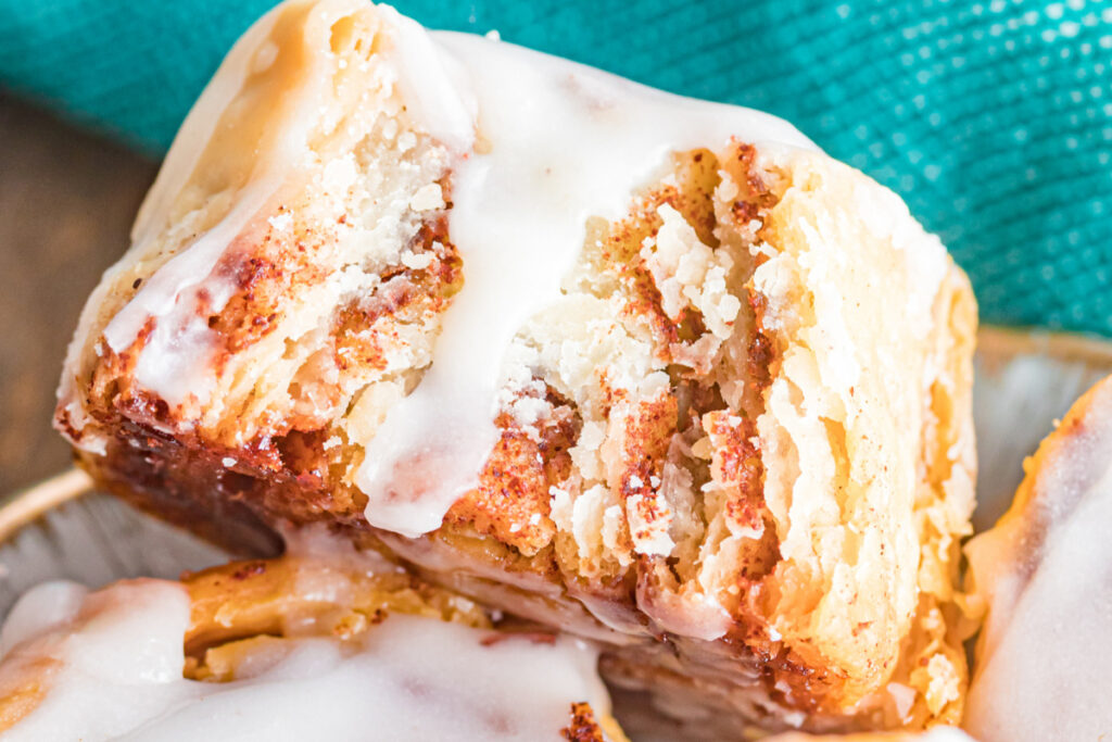 14 Cinnamon Roll Recipes That Change the Game - Kitchen Divas