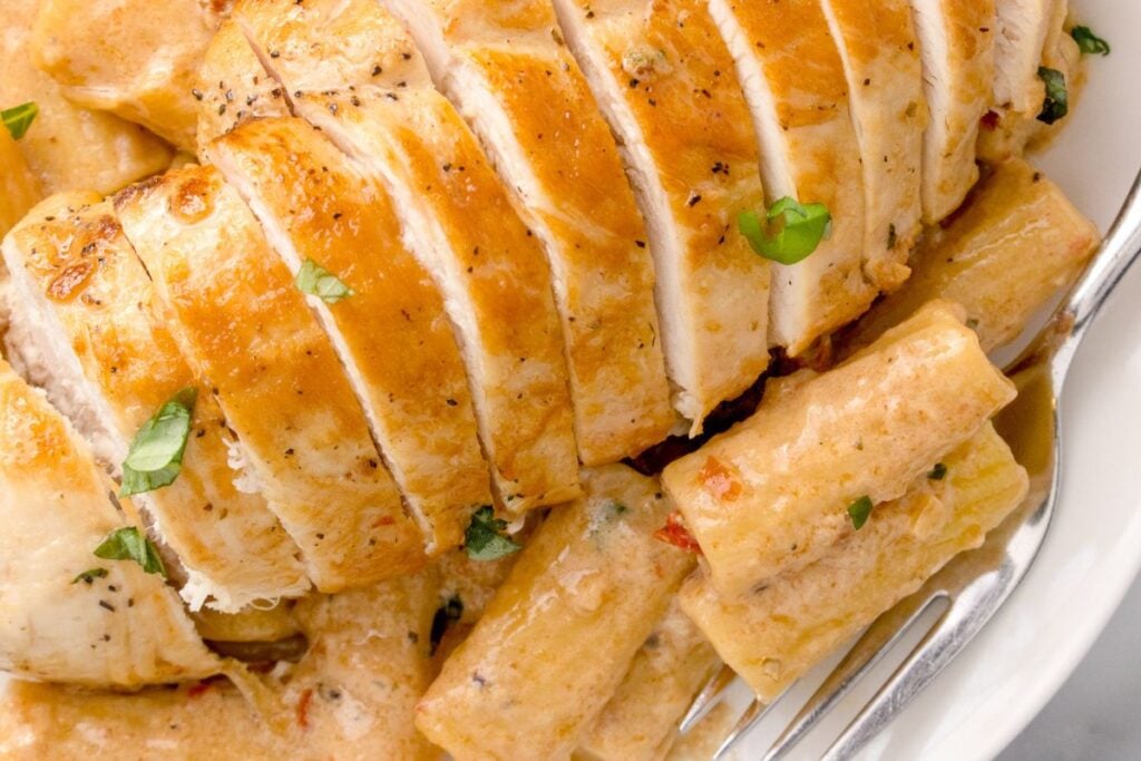 46 Easy, Delicious Chicken Dinner Recipes the Whole Family Will Love ...