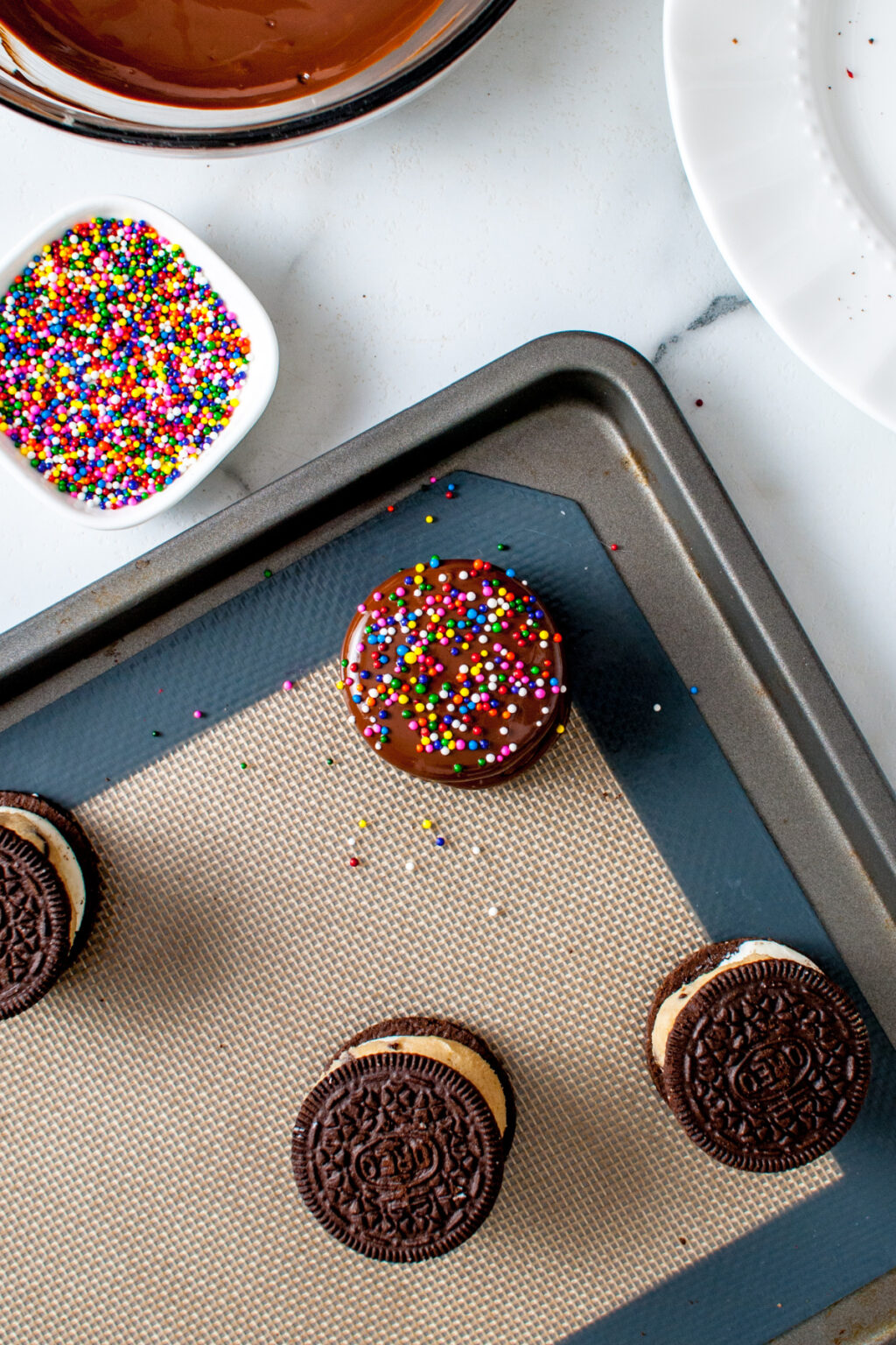 Cookie Dough Stuffed Oreos - Kitchen Divas