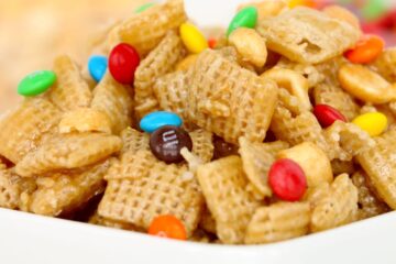 12 Easy Chex Mix Recipes for Snacking and Parties - Kitchen Divas