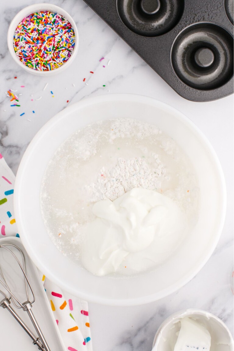 Easy Cake Mix Donuts - Kitchen Divas