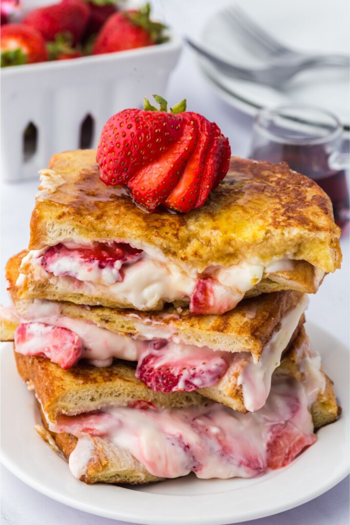 French Toast With Strawberries And Cream Cheese - Kitchen Divas