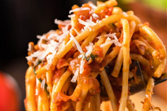 17 Recipes with Spaghetti Noodles You Need in Your Rotation - Kitchen Divas