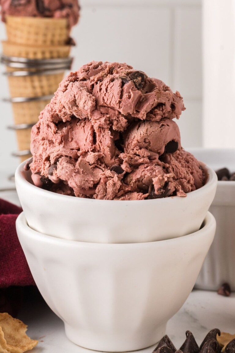 Red Velvet Ice Cream - Kitchen Divas