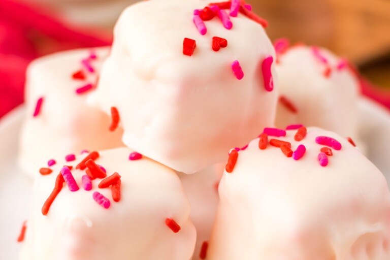 77 Handheld Desserts You Can't Put Down - Kitchen Divas