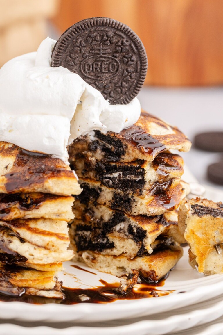 Oreo Pancakes - Kitchen Divas