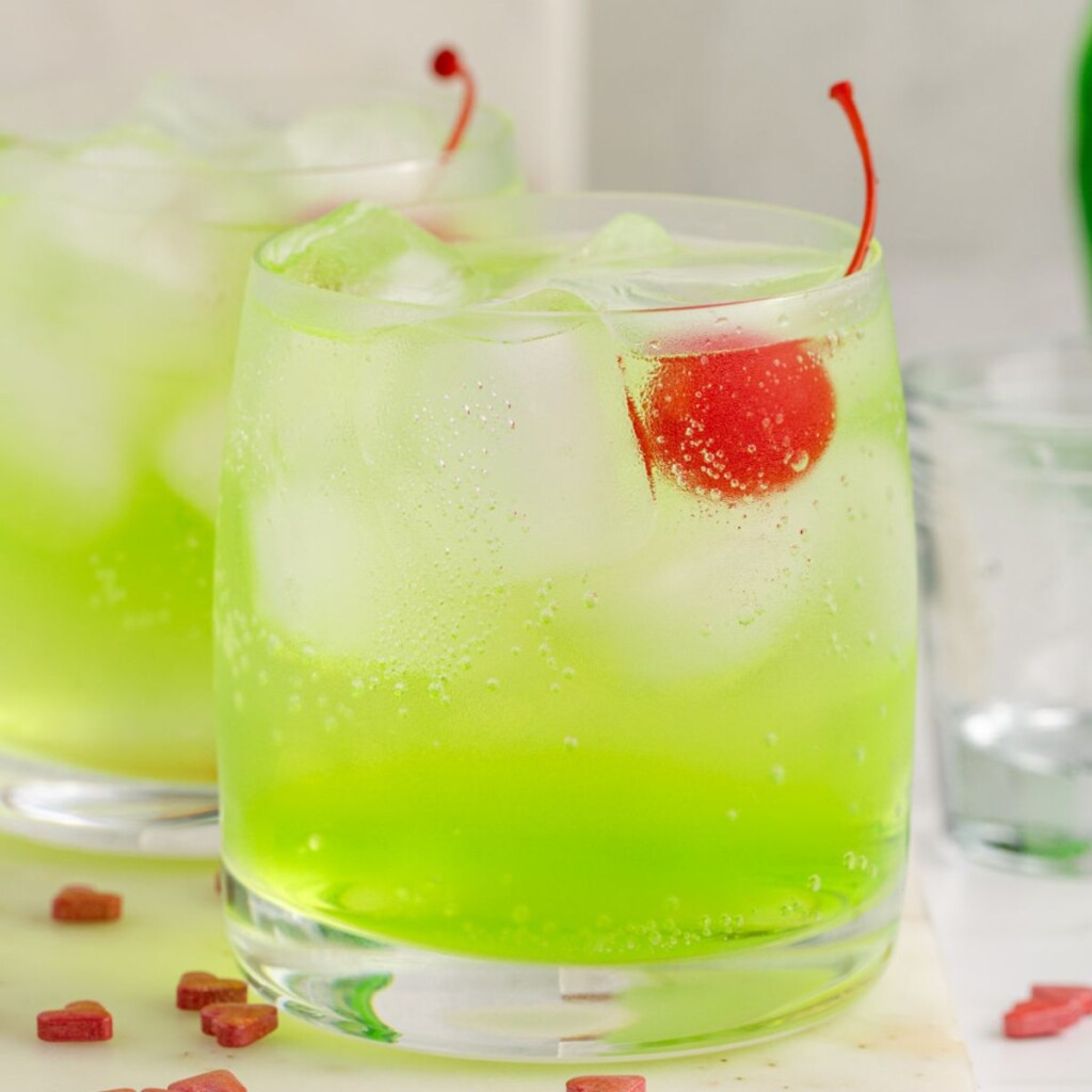 Grinch Cocktail - Kitchen Divas