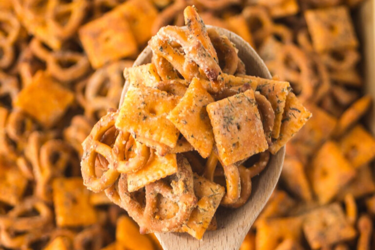 18 Snack Mix Recipes You'll Serve for Every Occasion - Kitchen Divas