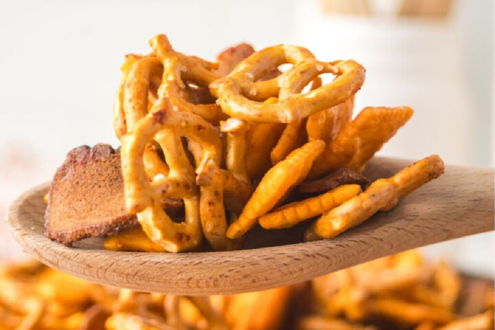 18 Snack Mix Recipes You'll Serve for Every Occasion - Kitchen Divas