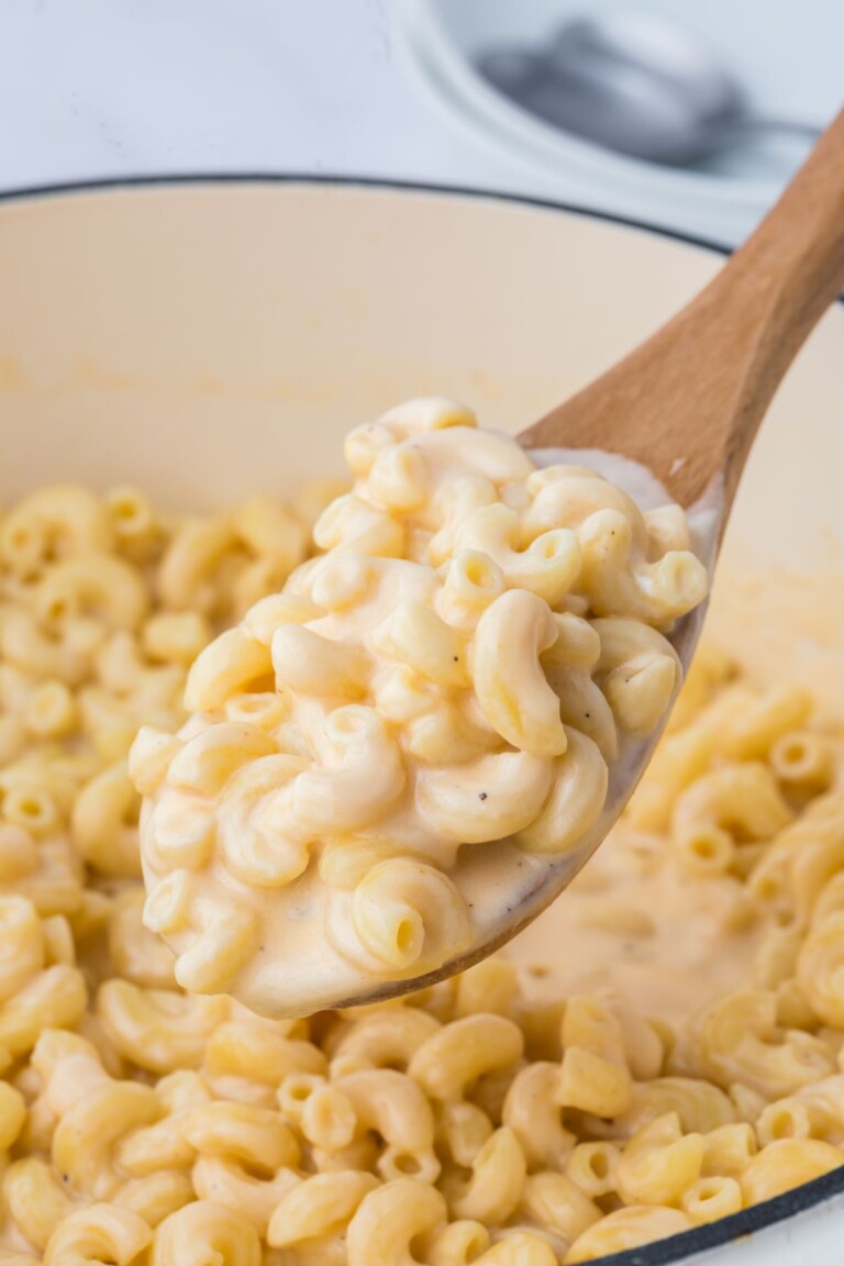 Cream Cheese Mac and Cheese - Kitchen Divas