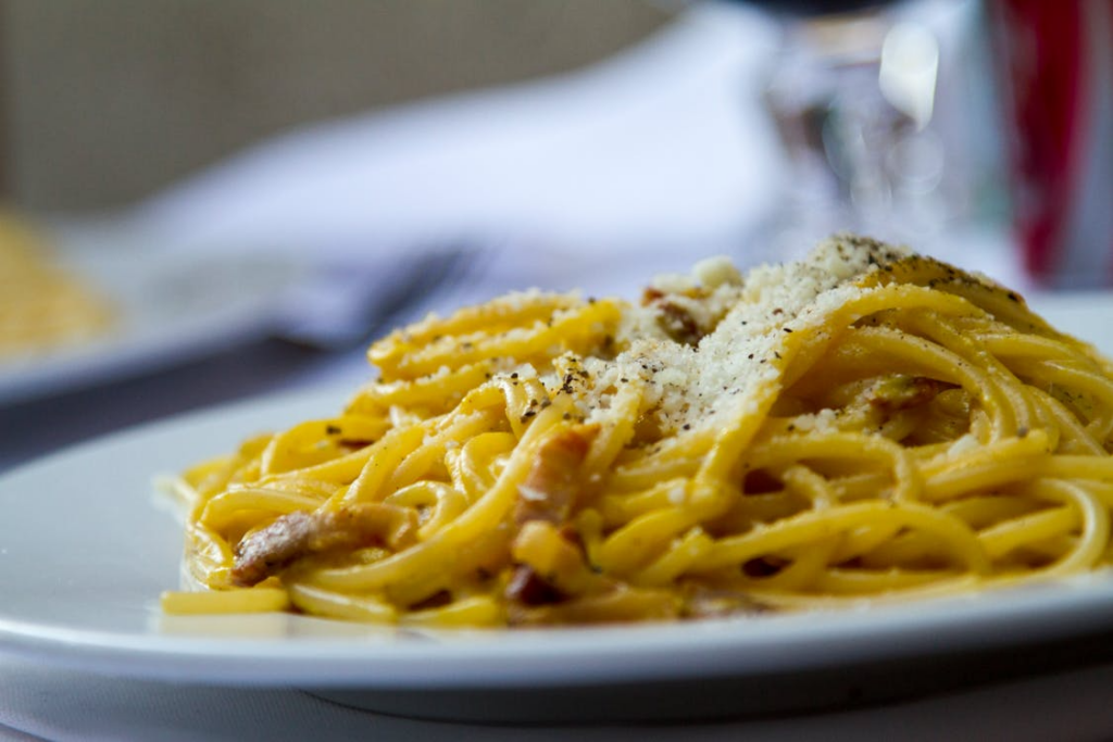 12 Waterfront Restaurants Canadians Can’t Stop Recommending - Kitchen Divas