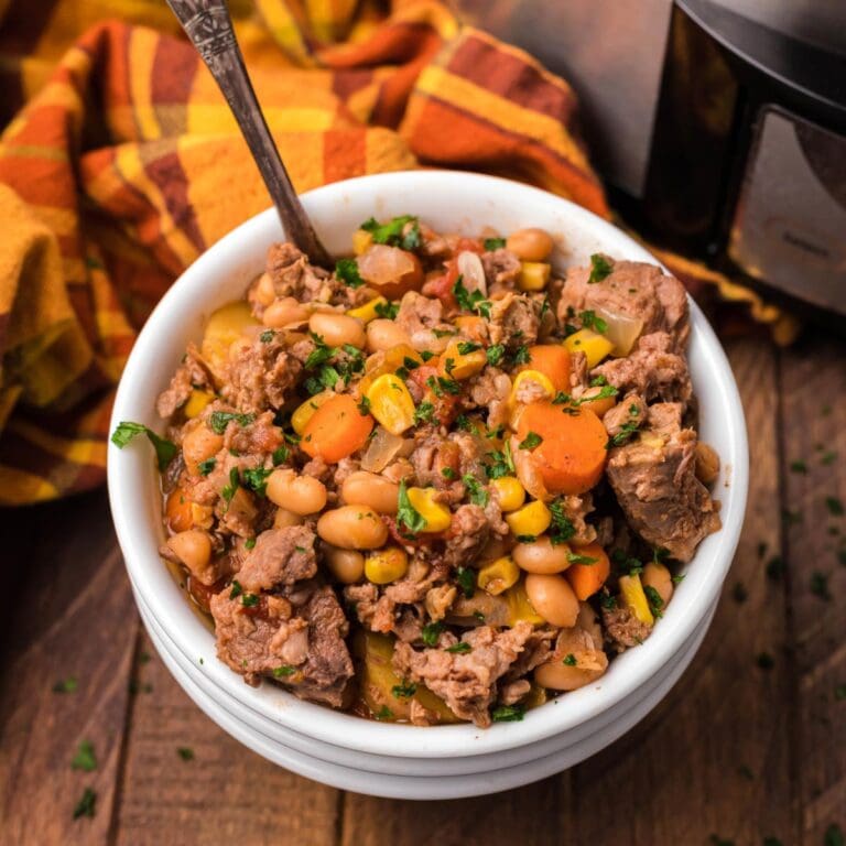 Spicy Beef Stew (Slow Cooker) - Kitchen Divas