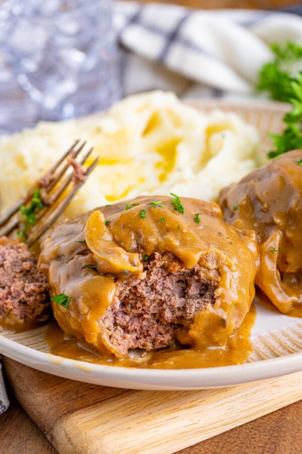 Old Fashioned Salisbury Steak - Kitchen Divas